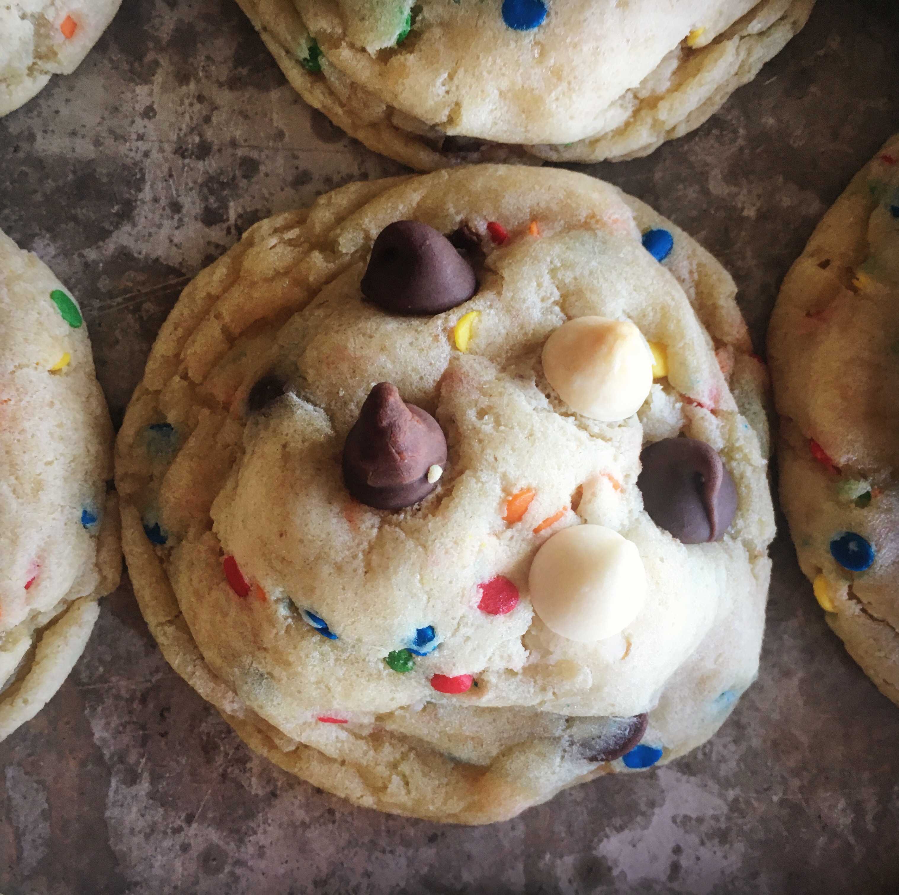 Cake Batter Soft Batch Chocolate Chip Cookies – Food Snob