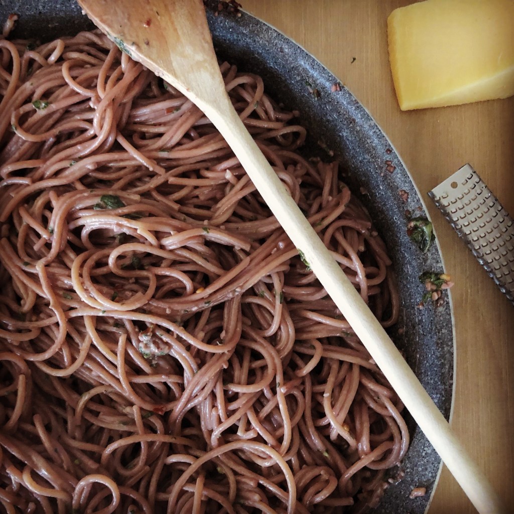 Creamy Red Wine Spaghetti – Food Snob