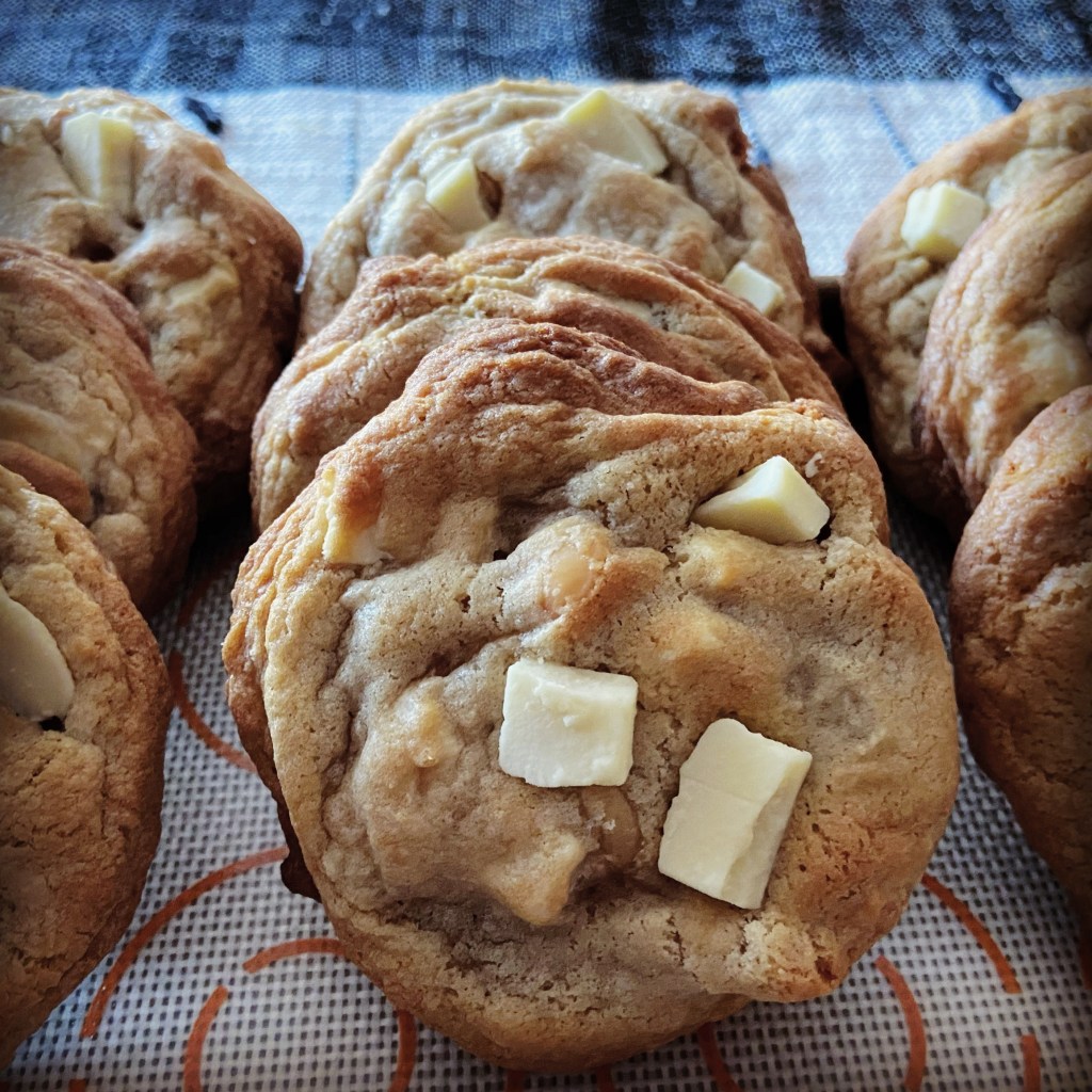 White Chocolate Macadamia Nut Cookies – Food Snob